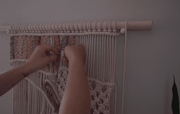 Macrame wall hanging tutorial for beginners + natural dyed cotton ...